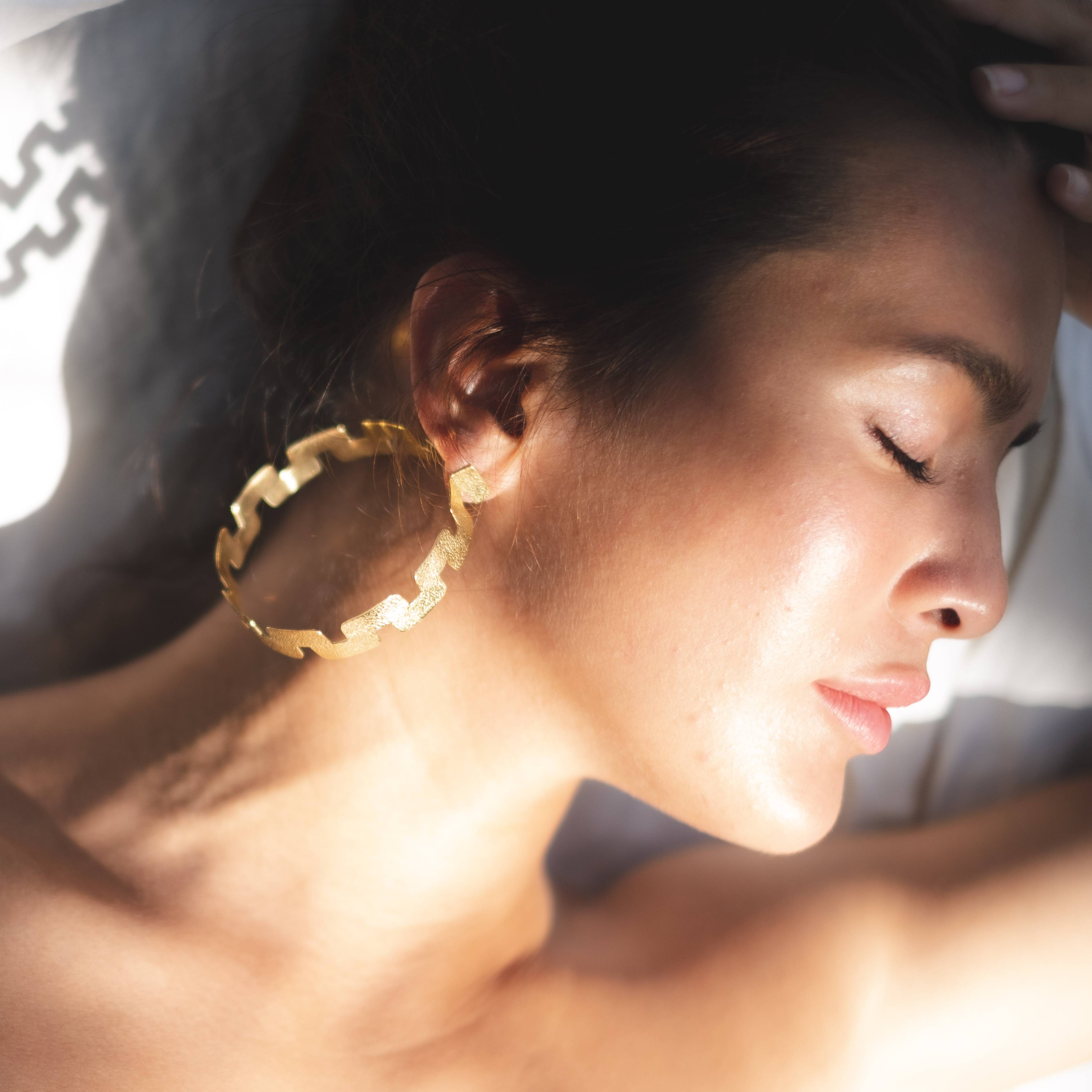 sinú – golden monstera